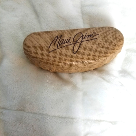 Maui Jim | Accessories | Maui Jim Hard Clamshell Sunglass Case Large ...